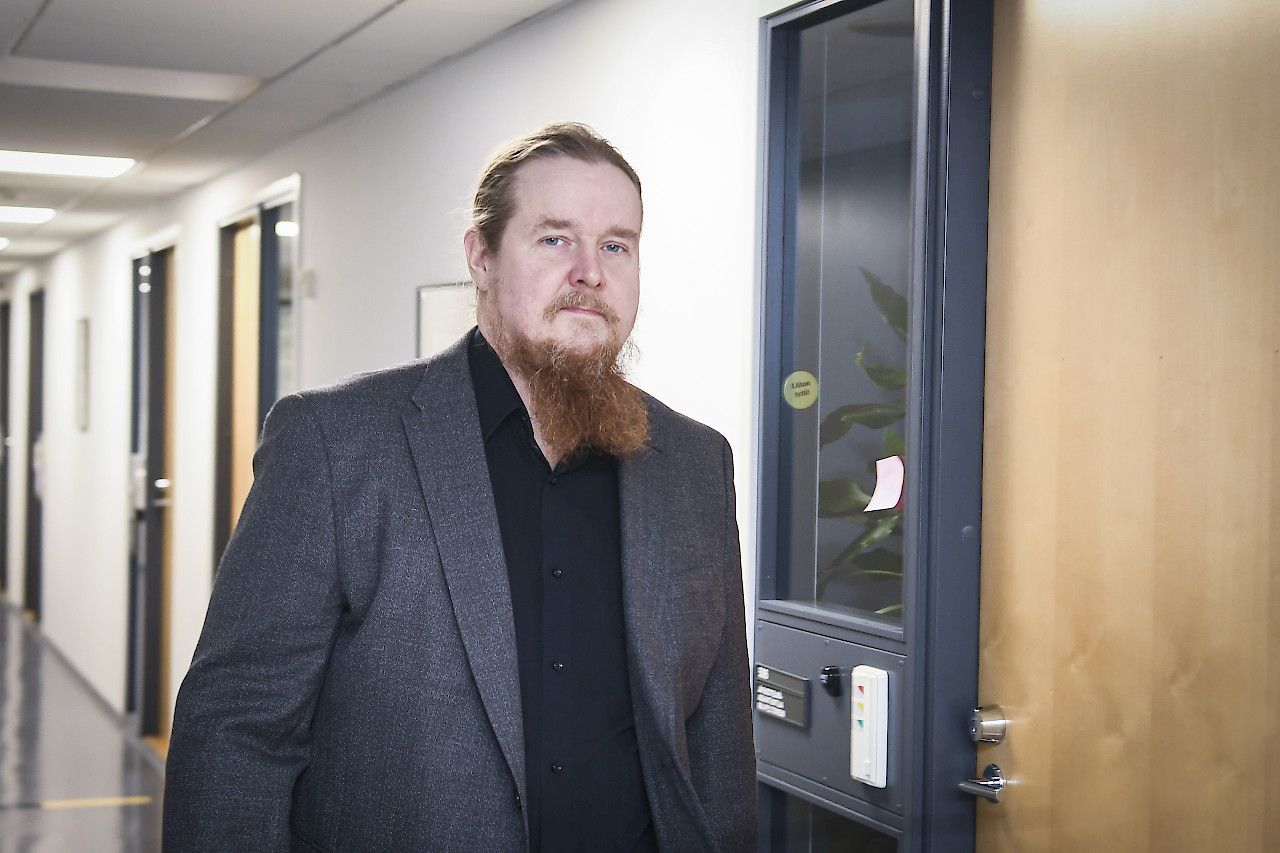 Ismo Kokko Helsingin Sanomissa: Palkankorotuksia tarvitaan, koska ...